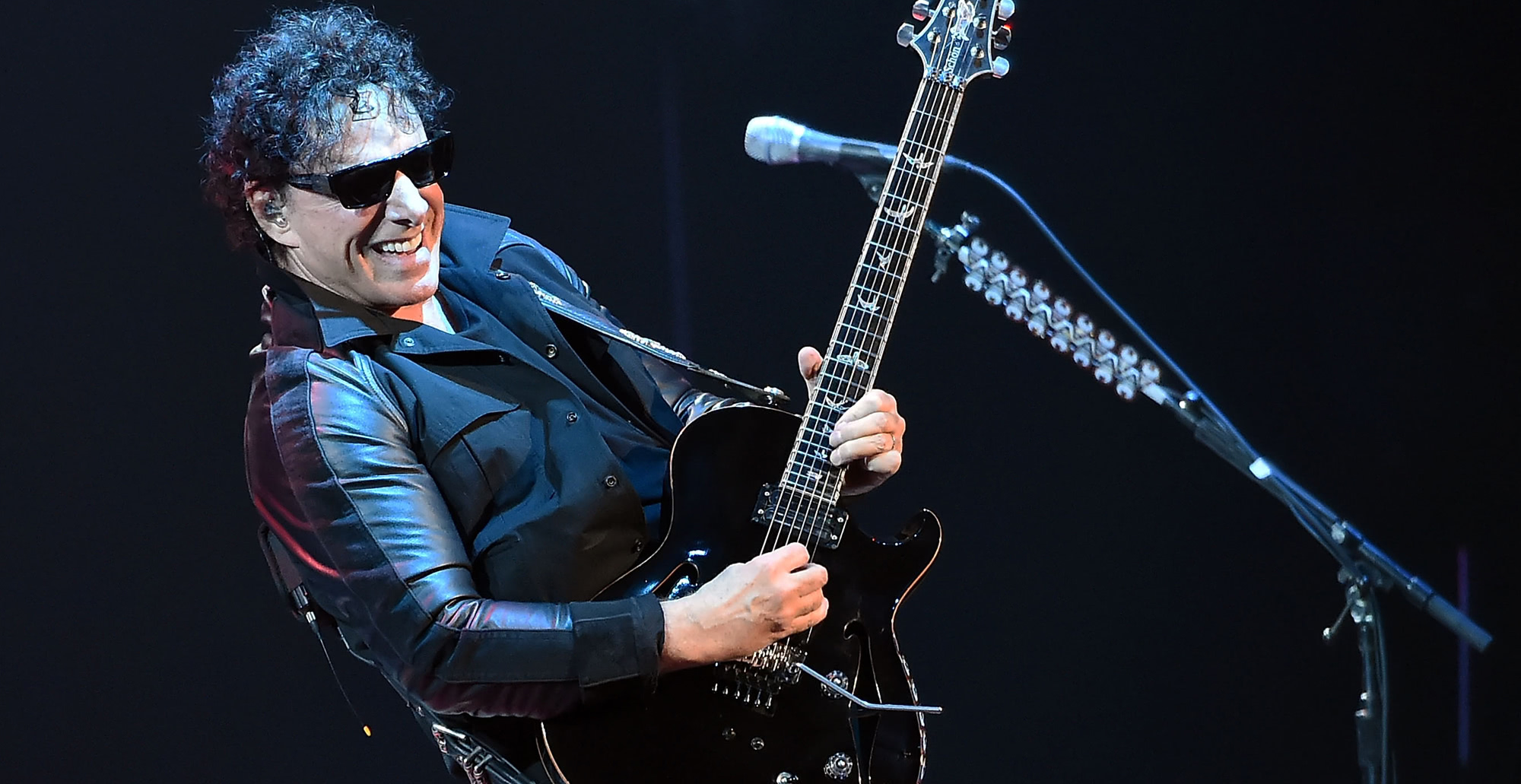 Pop Guitar Lessons & Courses Online | Learn To Play Pop Songs On Guitar ...