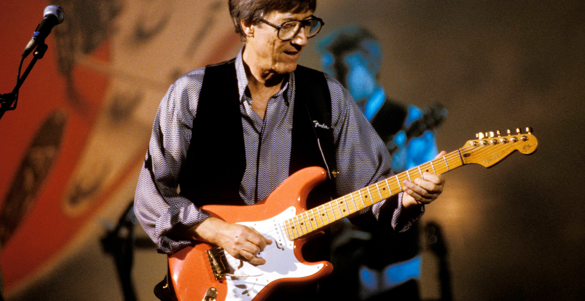 Pop Guitar Lessons & Courses Online | Learn To Play Pop Songs On Guitar ...