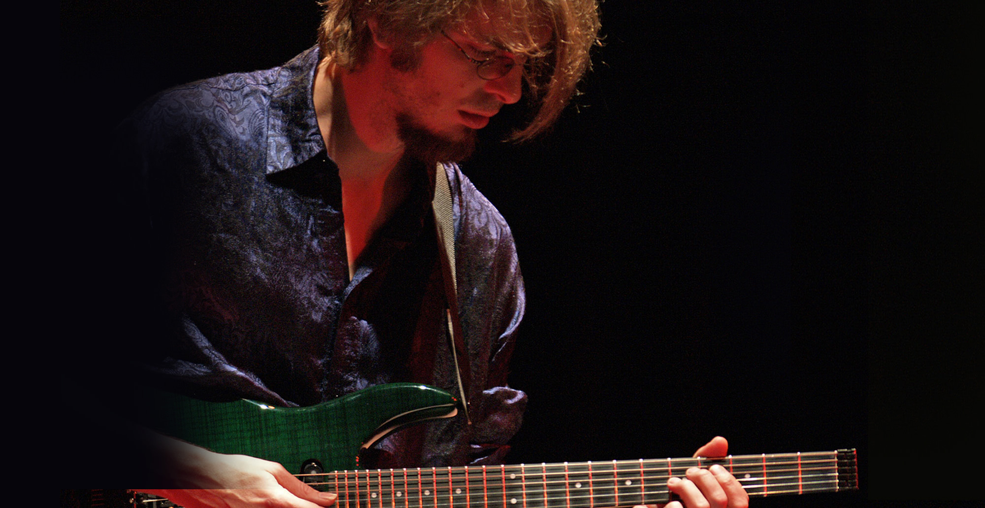 Alex Machacek Guitar Lessons & Backing Tracks | LickLibrary